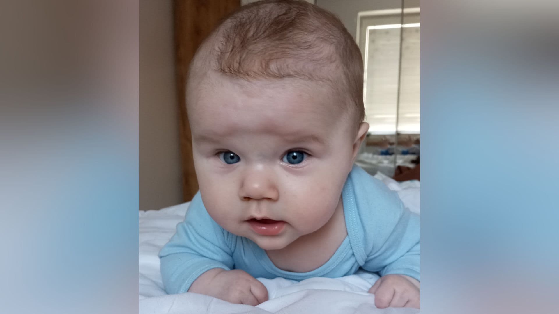 Speciální helma pro Sebíka s asymetrií hlavičky: pojišťovna hradí jen část